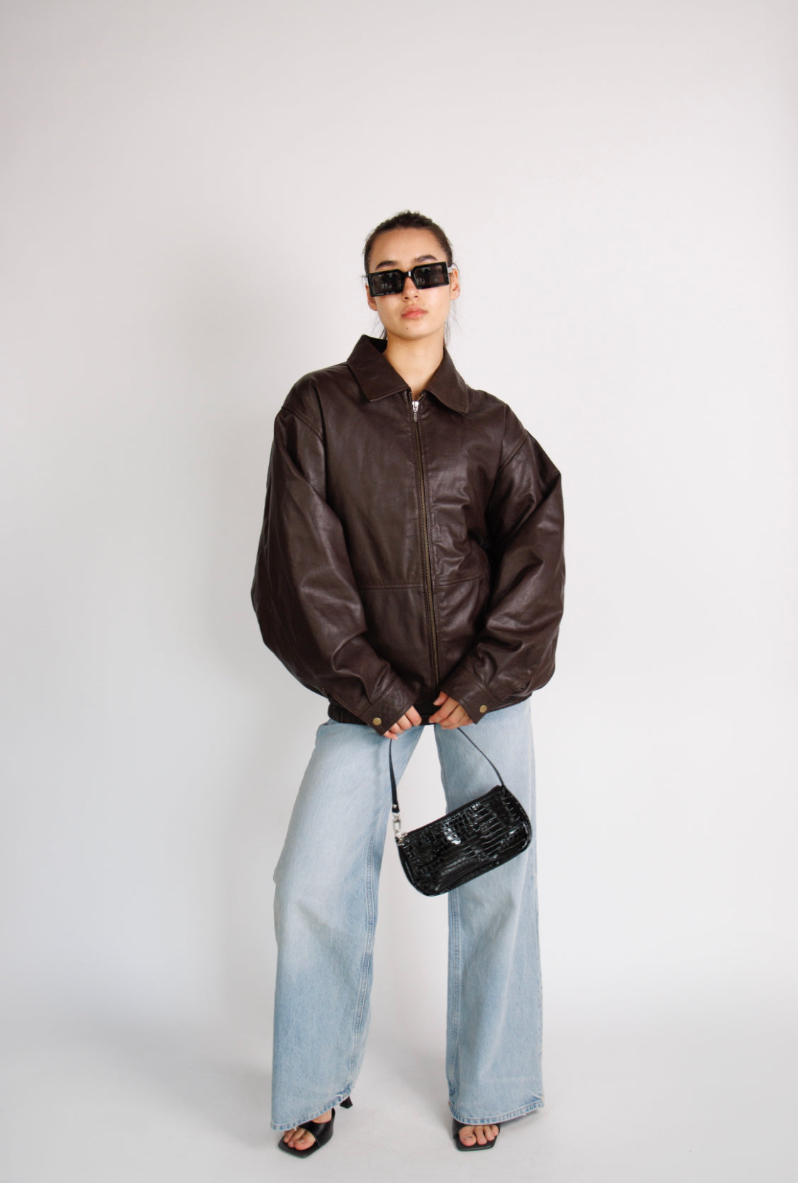 Reiss 90’s Oversized Brown Leather Jacket – In My Element